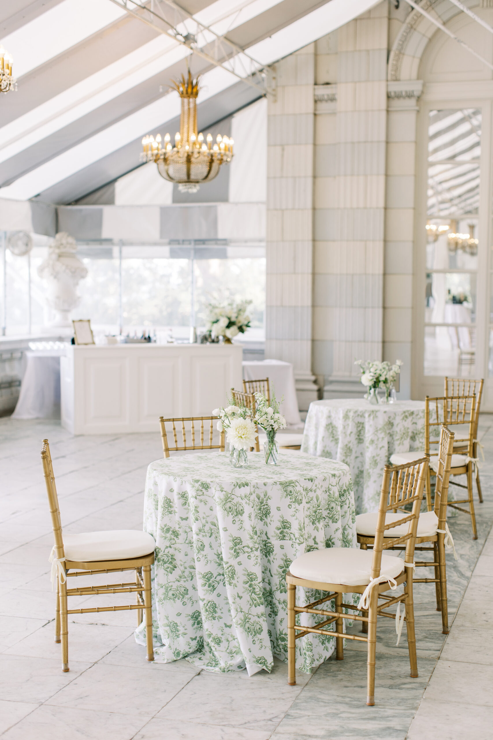 Rosecliff Mansion Wedding Venue Spotlight