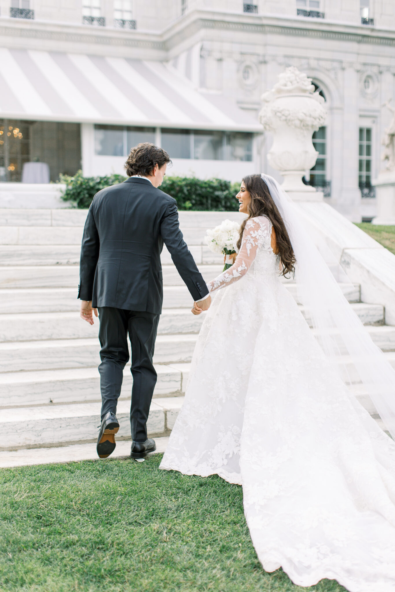 Rosecliff Mansion Wedding Venue Spotlight